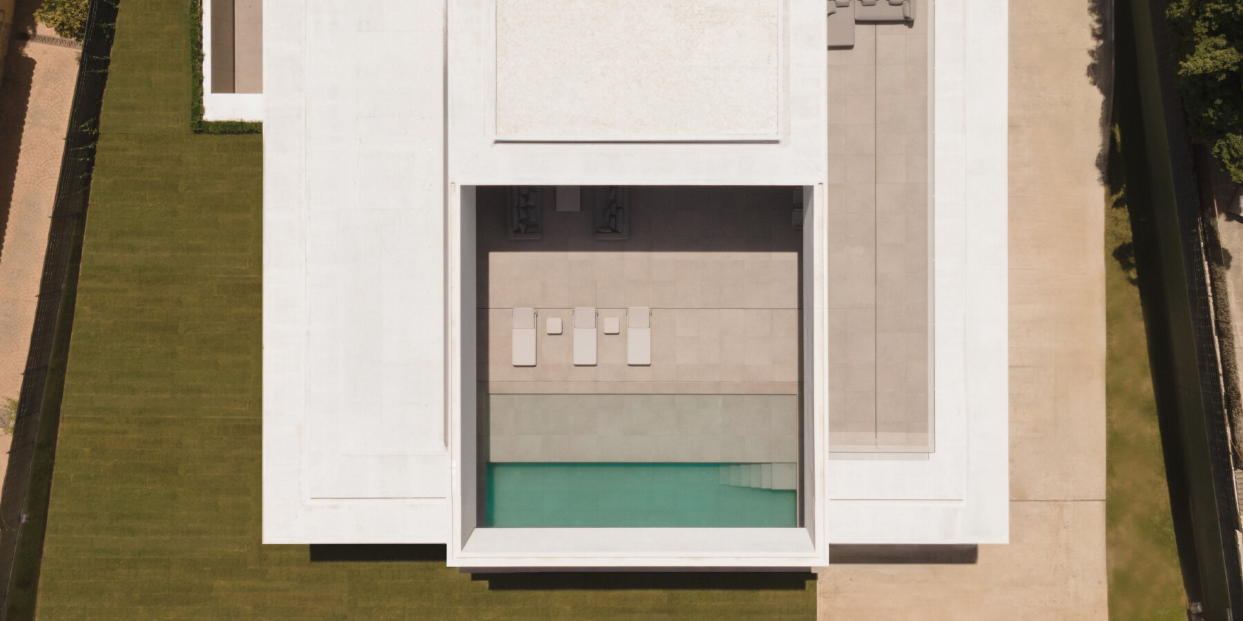 fran silvestre's latest house reveals compluvium-like core in madrid