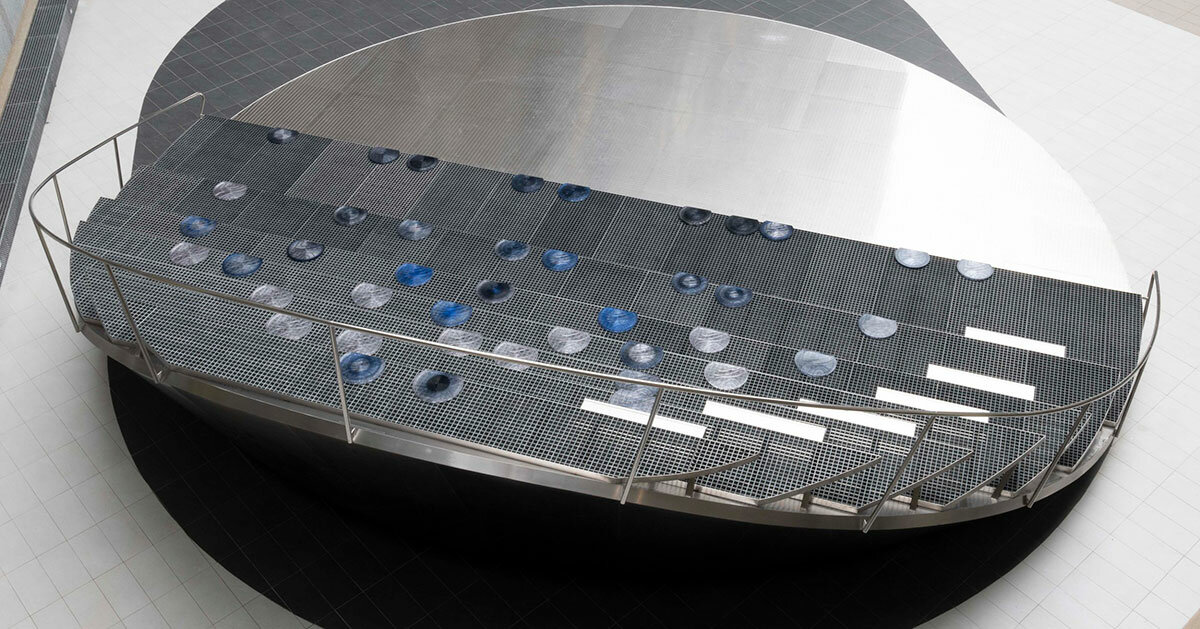 silicon wafer-inspired courtyard features amphitheater in taiwan