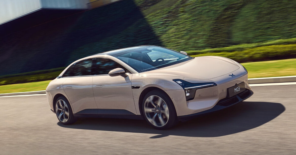 Xpeng releases MONA M03 electric cars with heat-insulating skylight and adjustable interior