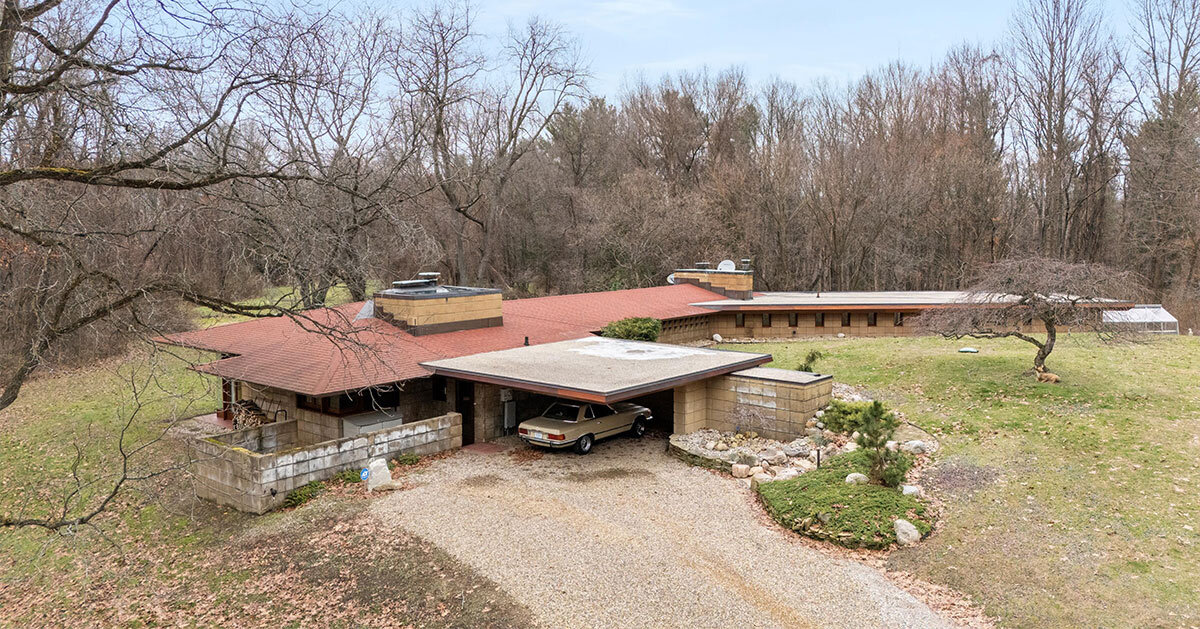 Frank Lloyd Wright Barn Frank Lloyd Wright's Taliesin Home In