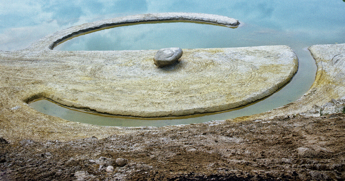 robert smithson's 'broken circle/spiral hill' gains monument status and ...