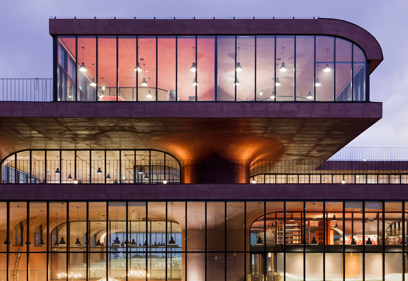 mass studies: DAUM headquarters