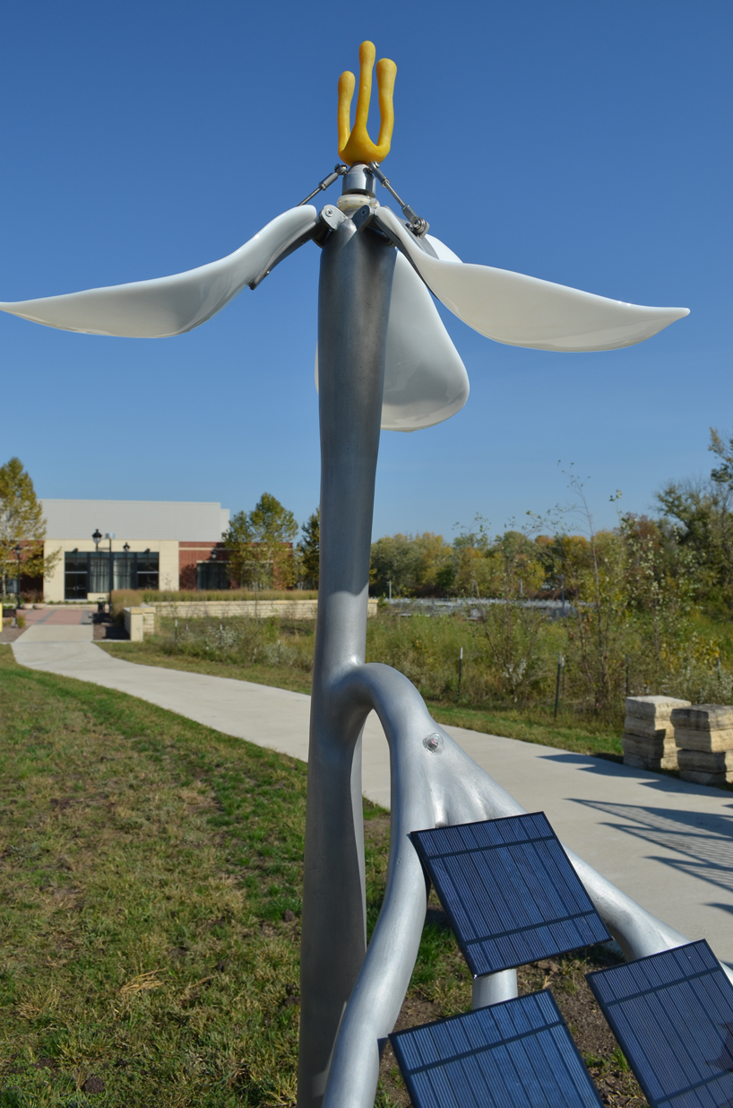 acastronovo produces after trillium a solar robotic sculpture