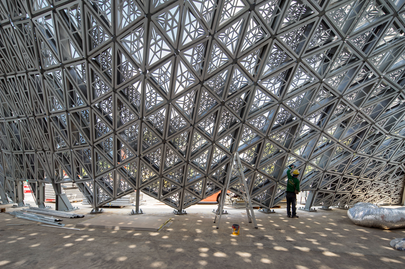 SUTD advanced architecture: laboratory future of us