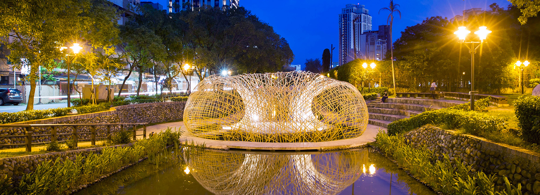 the TOROO pavilion by CUHK explores the limits of bamboo in taiwan