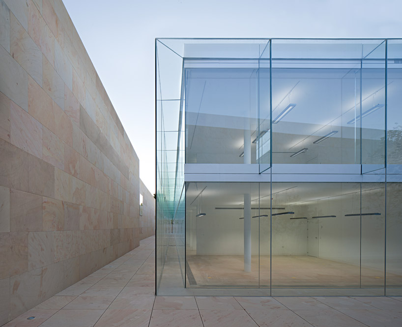 alberto campo baeza: offices in zamora