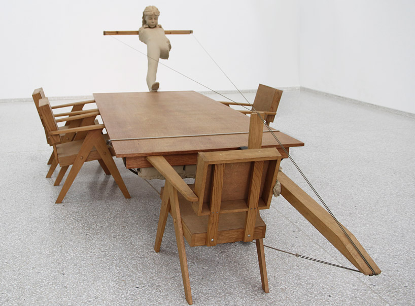 mark manders: mind study installation