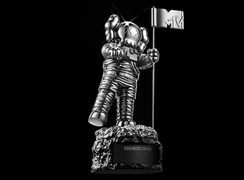 KAWS redesigns the MTV moonman