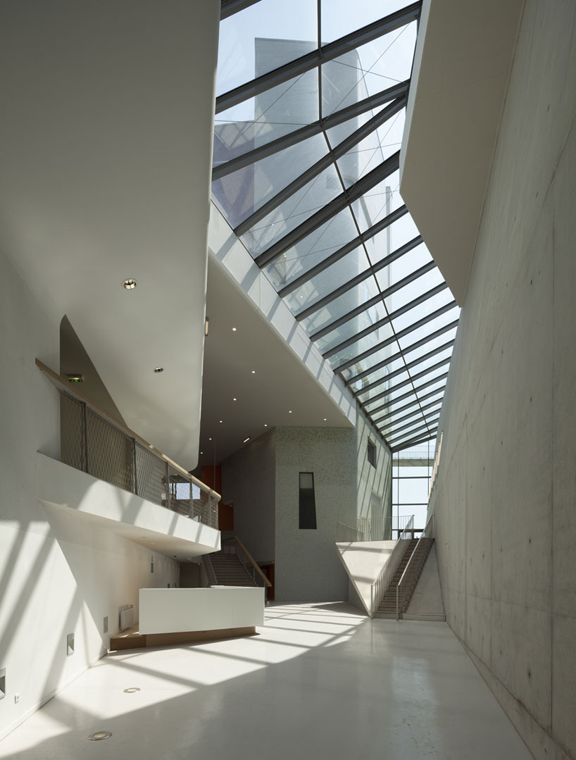 FCLP architecte deliver conservatoire d'aubervilliers in france