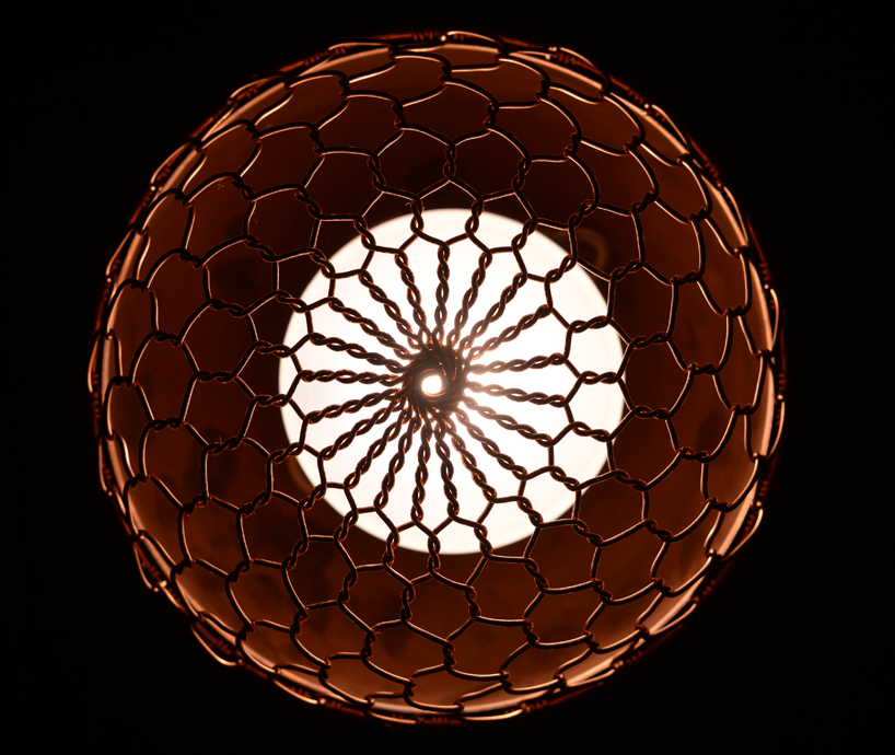 kenji fukushima design fuses wire mesh light using ancient kanaami ...