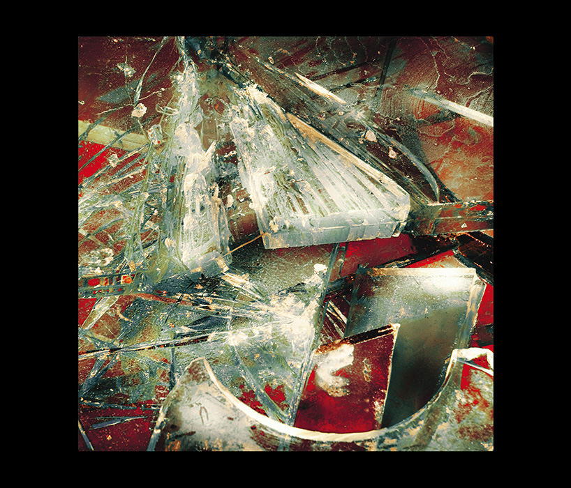 interview with graphic designer vaughan oliver