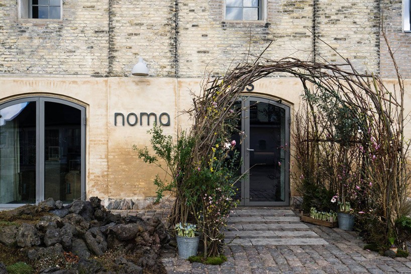 club monaco debuts pop-up boutique in noma restaurant
