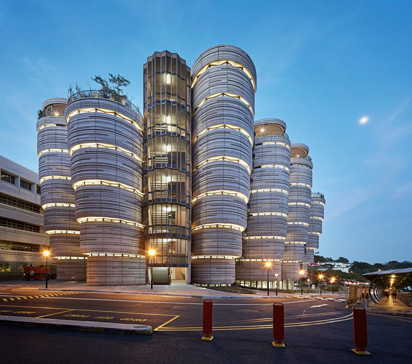 thomas heatherwick's learning hub is comprised of 12 towers