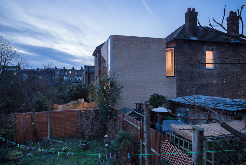 tsuruta architects' house of trace in london exposes structural history