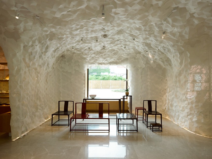 kengo kuma's shang xia boutique in shanghai features triaxially folded ...