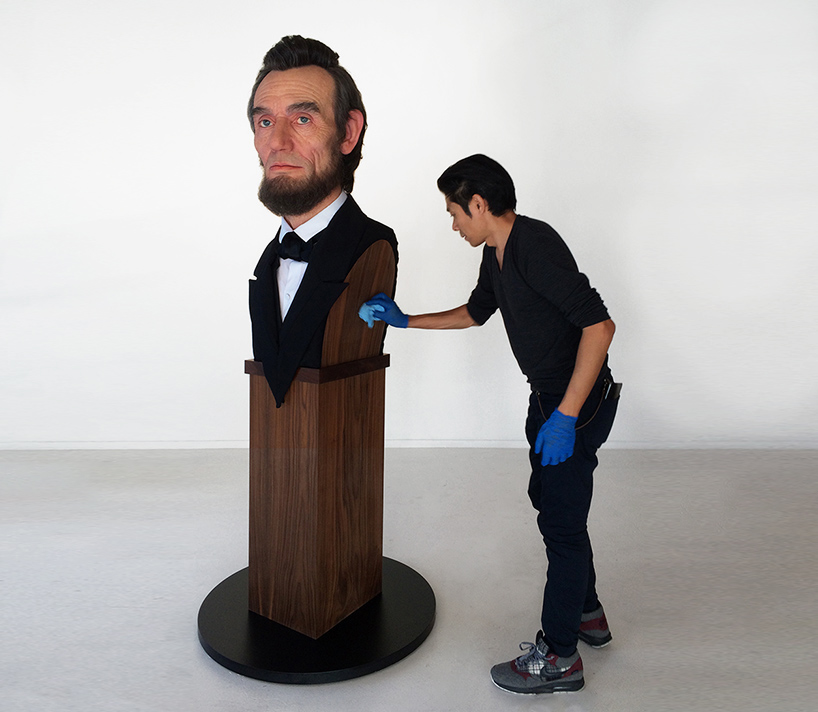 kazuhiro tsuji's larger-than-life hyperrealistic 3D portrait of abraham ...