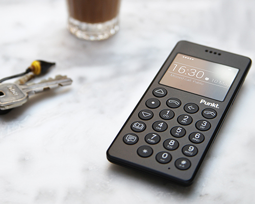jasper morrison strips down the mobile phone to its bare minimum for punkt.