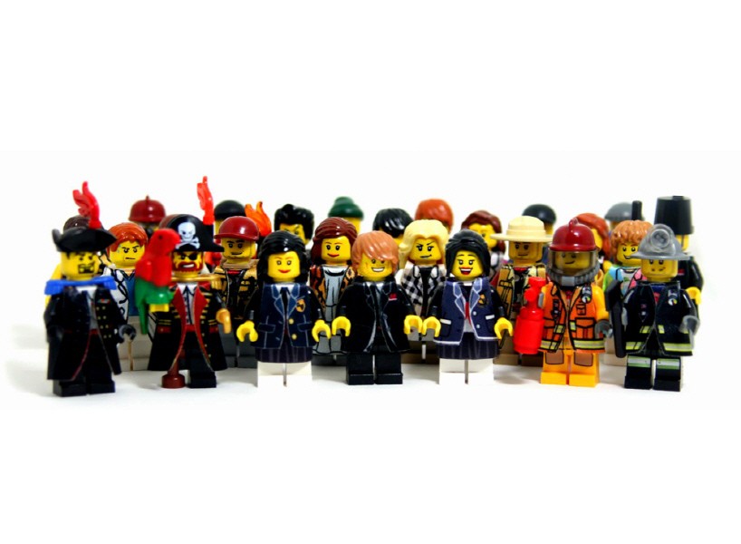 leese design creates a fashion collection for lego figurines