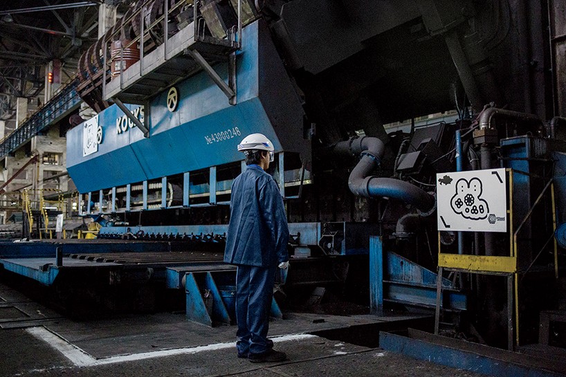 daqri brings 3D visualization to the construction site with augmented ...