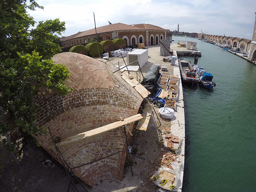 venice architecture biennale: droneport by norman foster