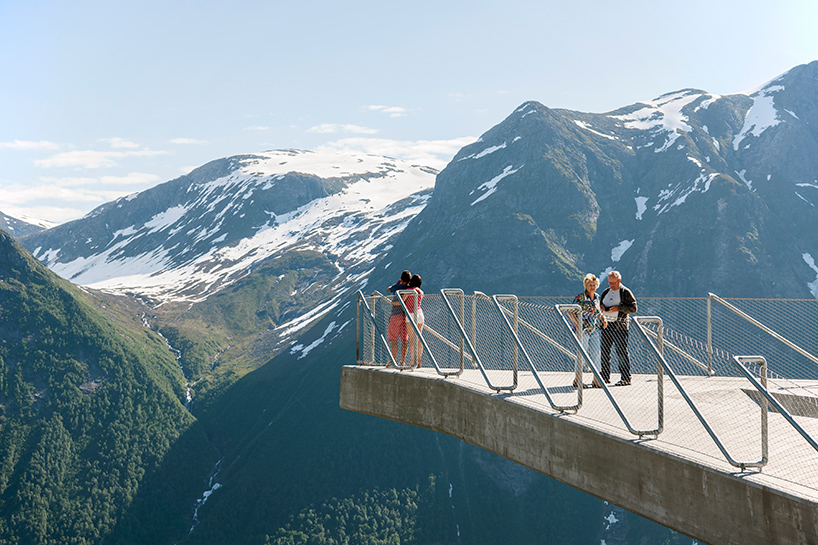 utsikten viewpoint at gaularfjellet opens in norway