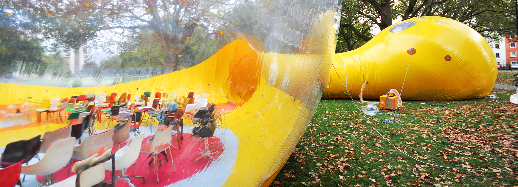 DOSIS designs reconfigurable + inflatable architectural structure in london