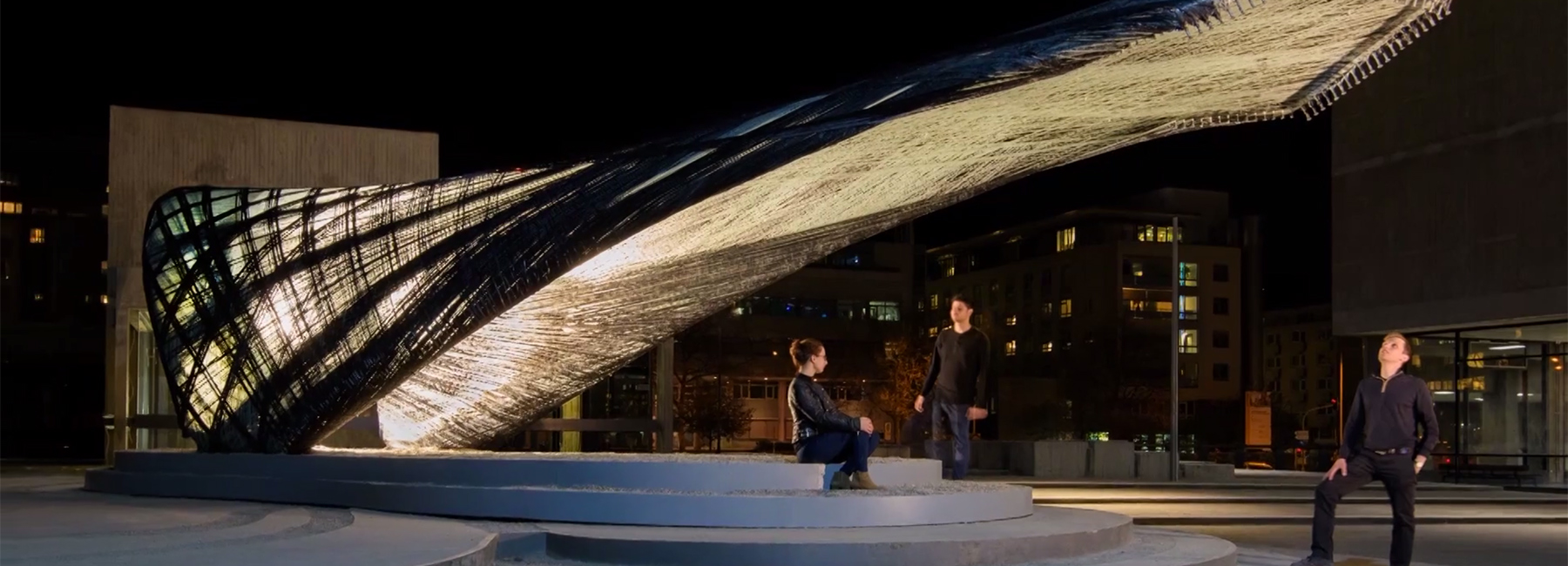 ICD / ITKE research pavilion made using drones and robots