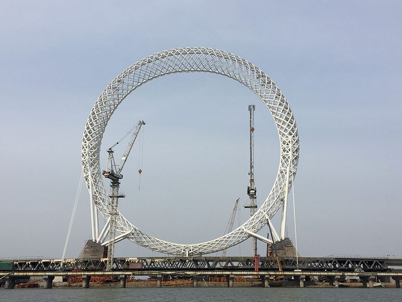 the world’s largest spokeless ferris wheel opens in shandong, china