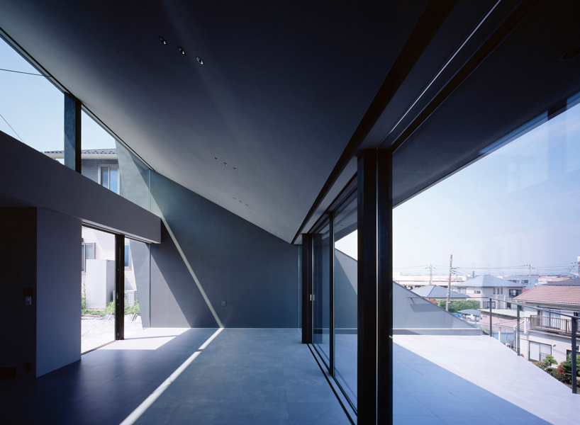 the structure’s corner lot, surrounded on three sides by streets ...