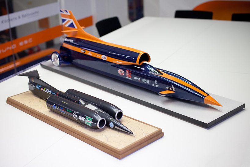 bloodhound SSC races the only supersonic car to travel faster than the ...