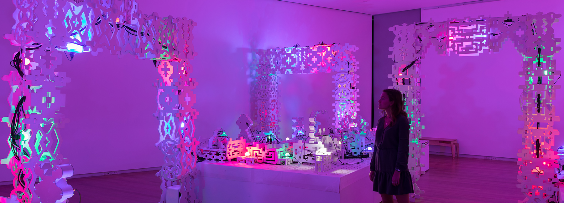 museum of arts & design integrates visitor into multi-sensory sound exhibit