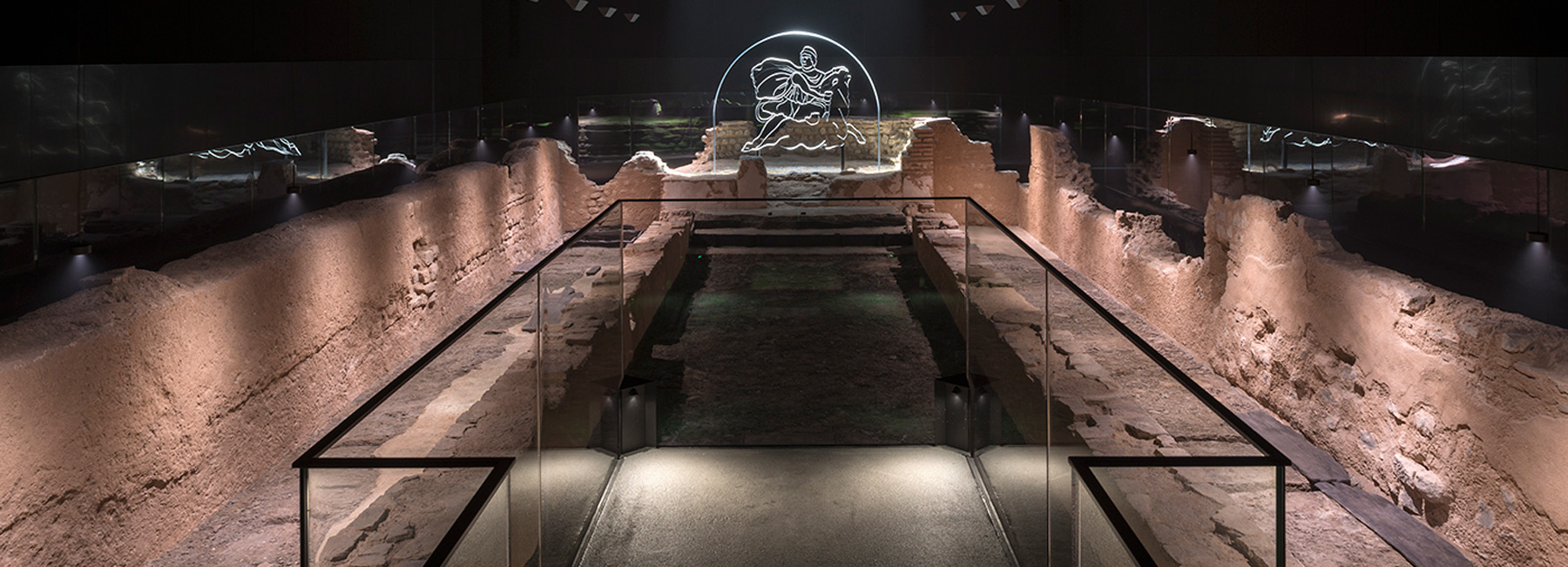 roman temple on view beneath foster + partners' bloomberg HQ in london