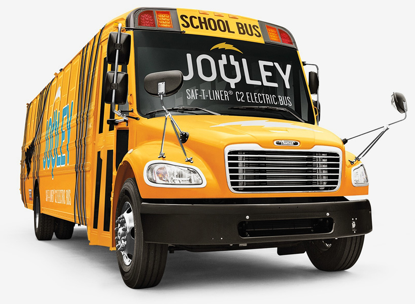 daimler introduces its first all-electric school bus in the US