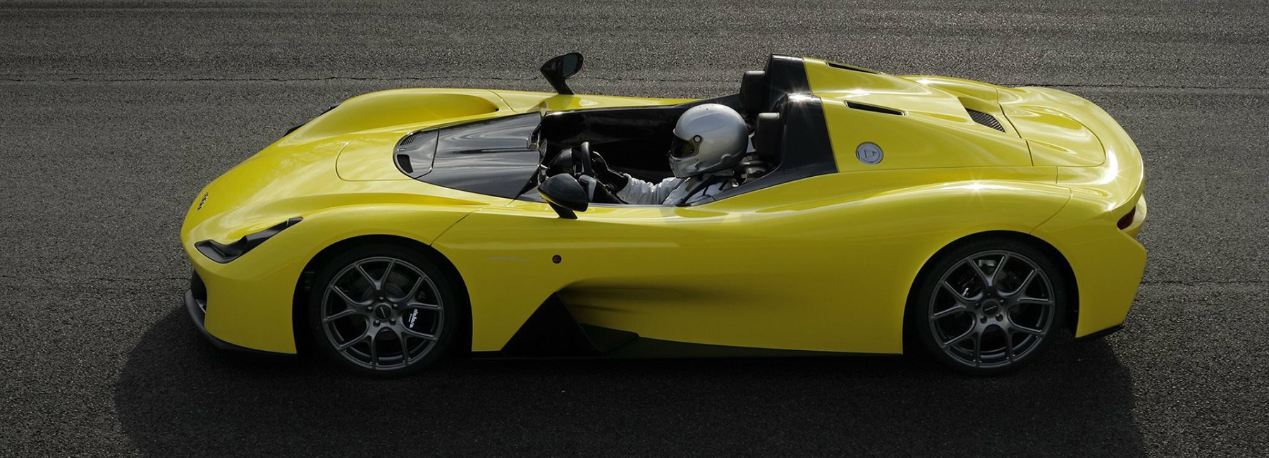 dallara stradale is the italian chassis manufacturer's first road car