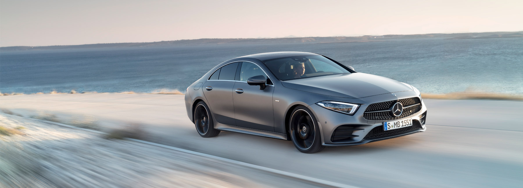 mercedes-benz CLS coupé redefines elegant dynamics at 2017 LA auto show