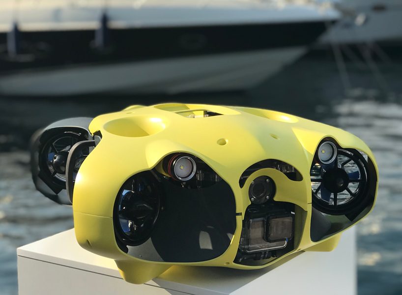 a submarine drone that freely captures your underwater journey in high ...
