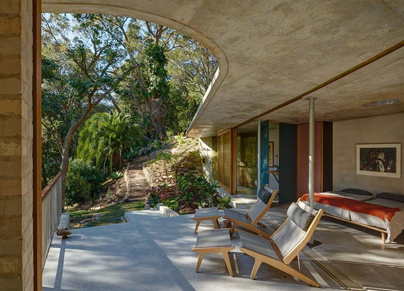 idyllic residences in great australian landscapes by peter stutchbury