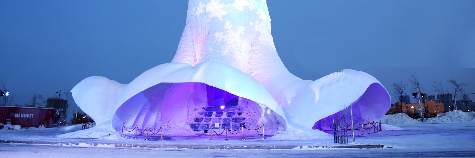 engineers build the world’s tallest ice tower in china