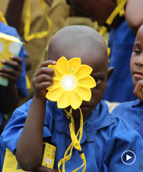 olafur eliasson launches little sun foundation, bringing thousands ...