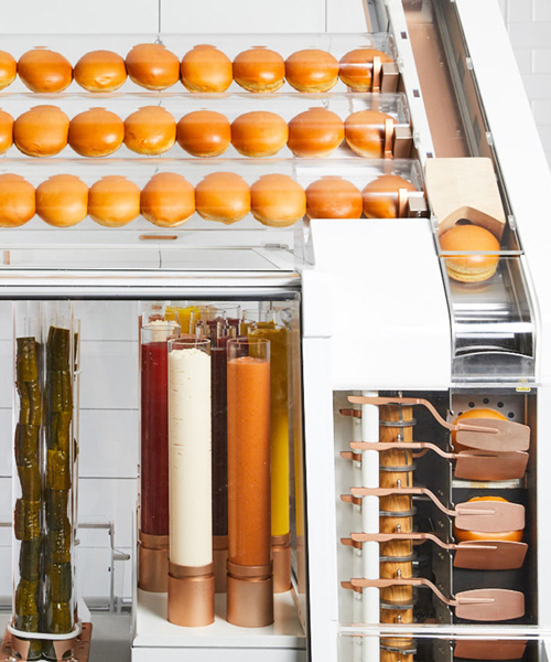 creator's burger robot serves up gourmet diner classics for 6 dollars