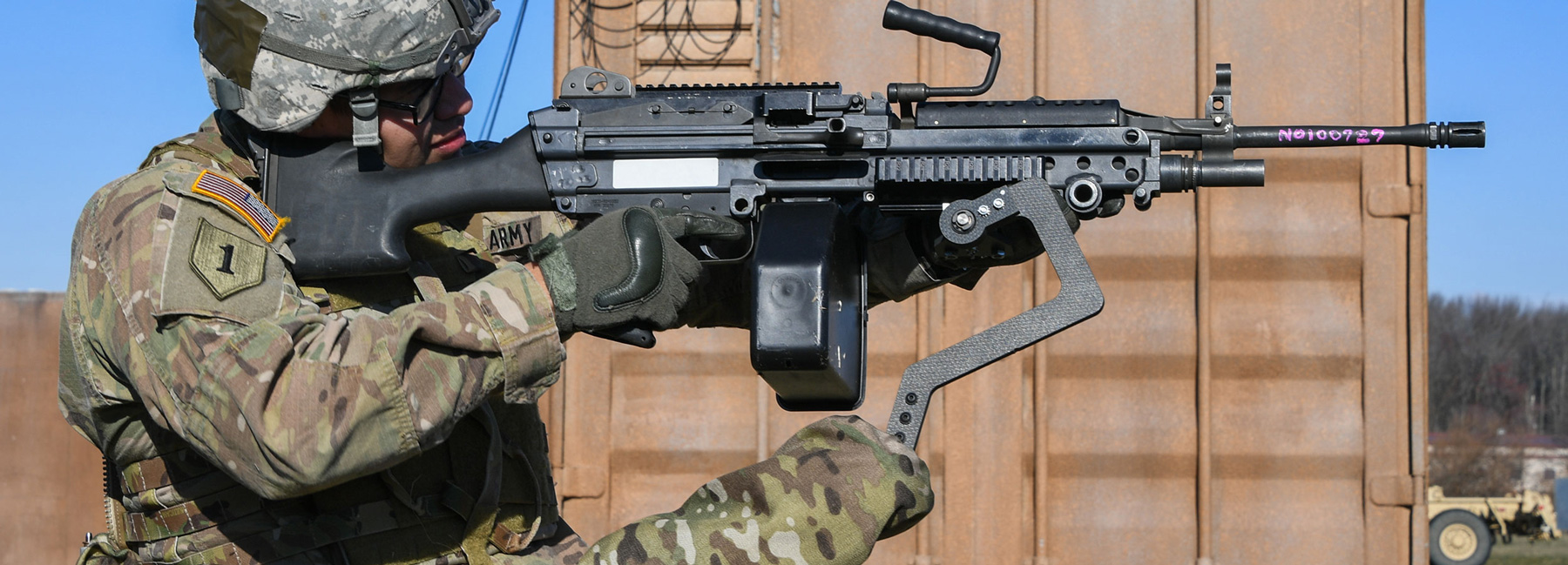 US army researchers are testing a 'third arm' exoskeleton for soldiers