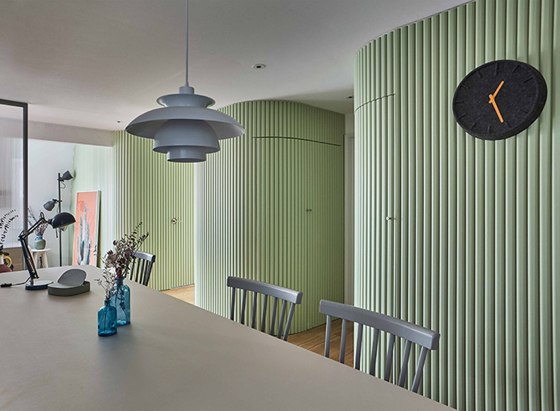 the proposal for renovation redefines a new service area placed in the ...