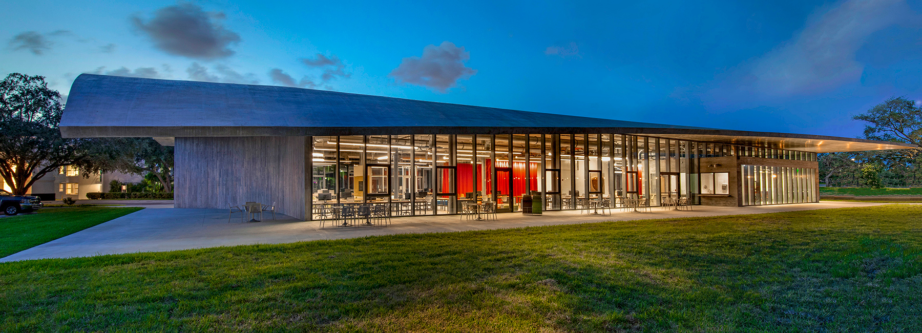 miami architecture school opens warped concrete studios by arquitectonica