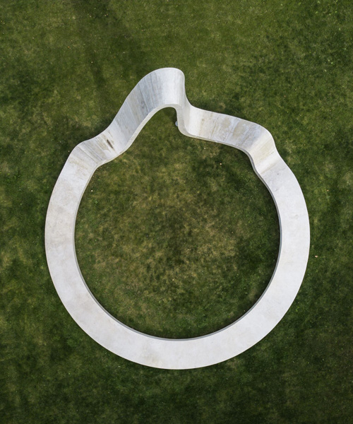 Organic Concrete Architecture