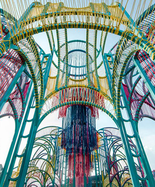 pamela tan weaves strings into projection: kite installation in malaysia