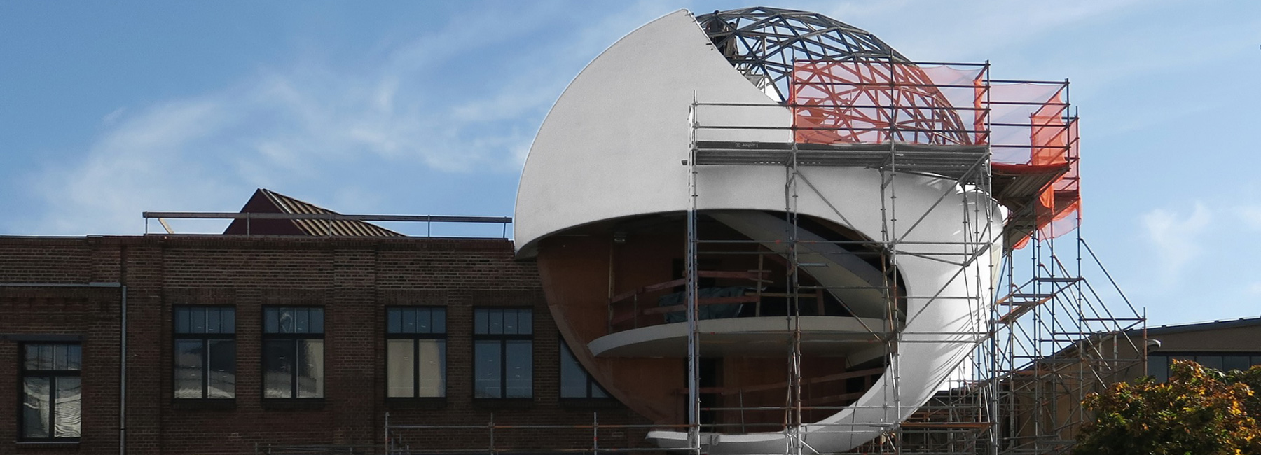 niemeyer sphere: brazilian architect's final project takes shape