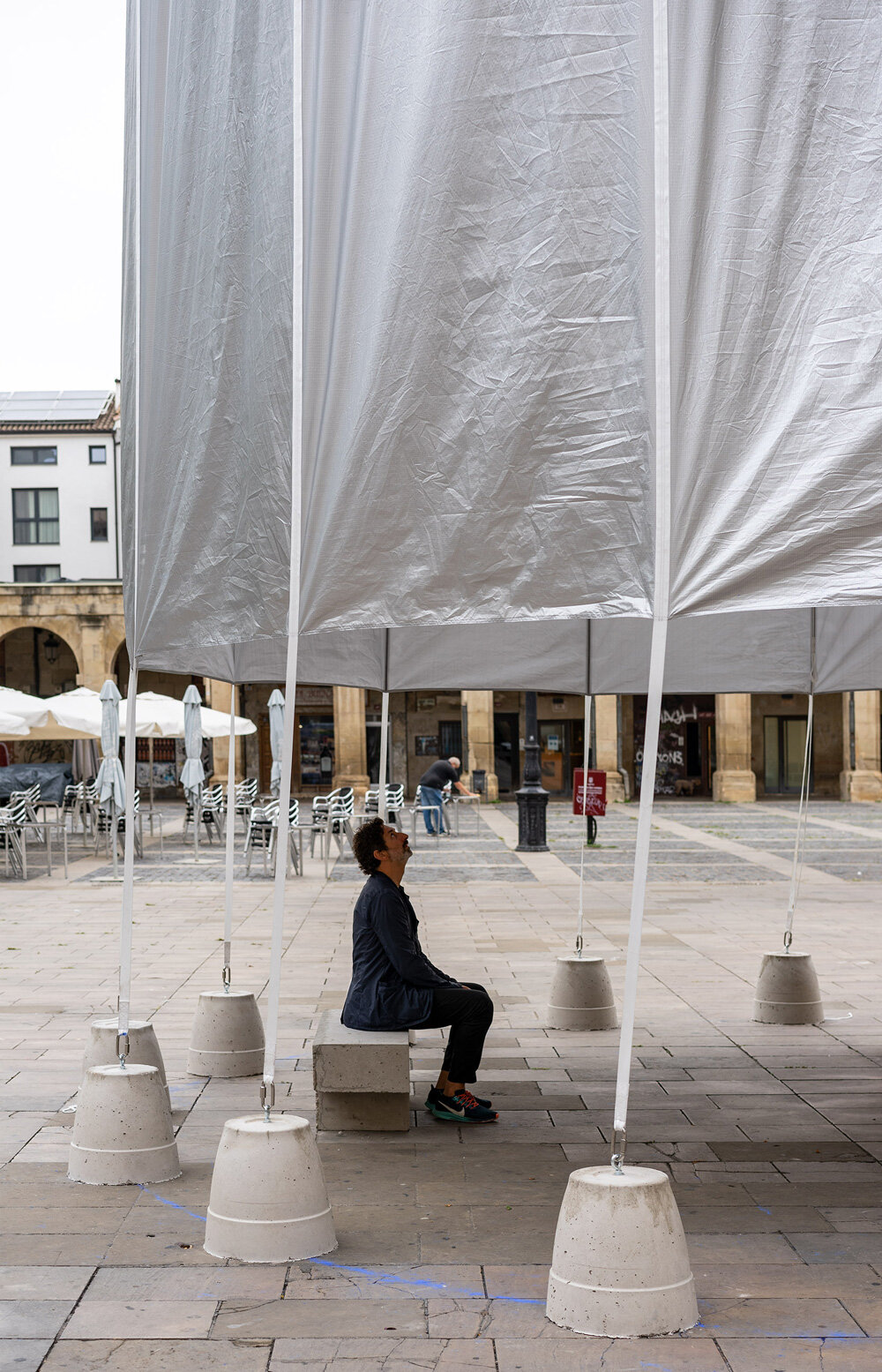 a dome pavilion is shaped after the monumental niche of spanish cathedral
