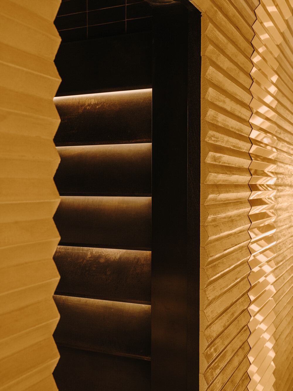 sculptural wooden ceiling tops astet studio's leña marbella restaurant ...