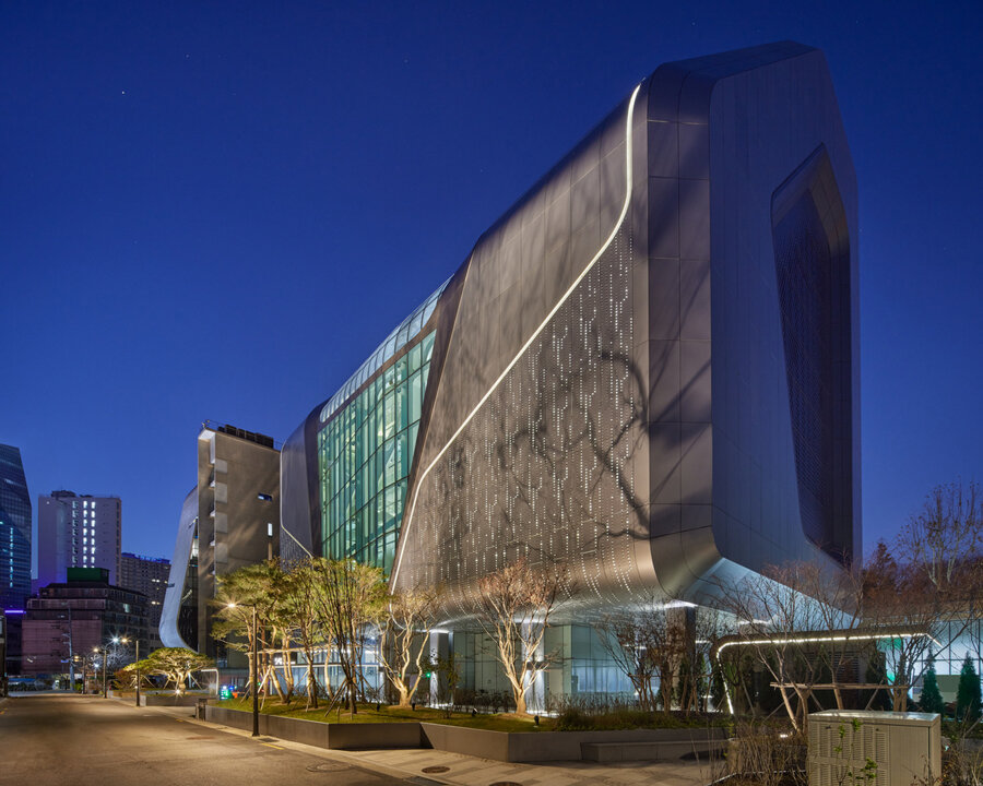 K-pop headquarters by UNStudio take shape as an urban speaker in seoul