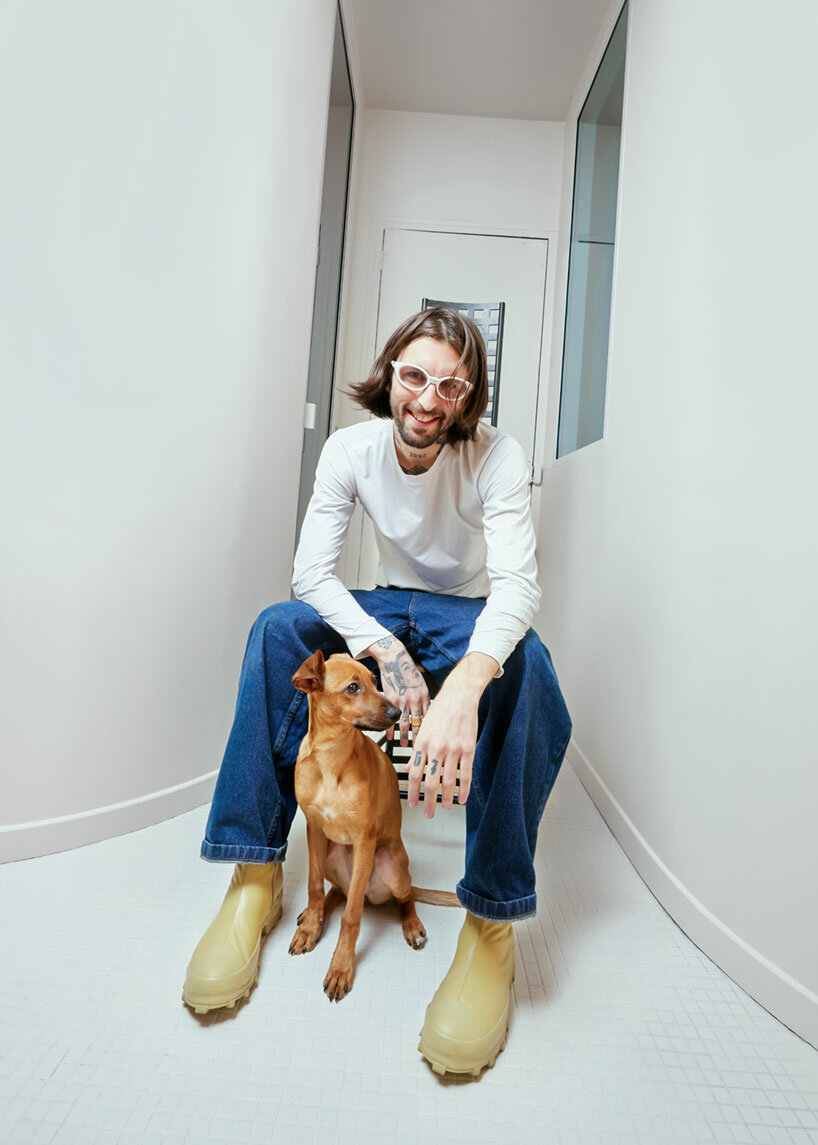 zyva studio's straight curves apartment brings vibrant digital motifs ...